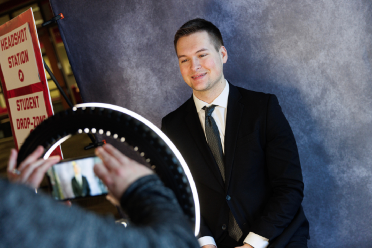 Self-Serve Headshot Station | Career Services | Nebraska